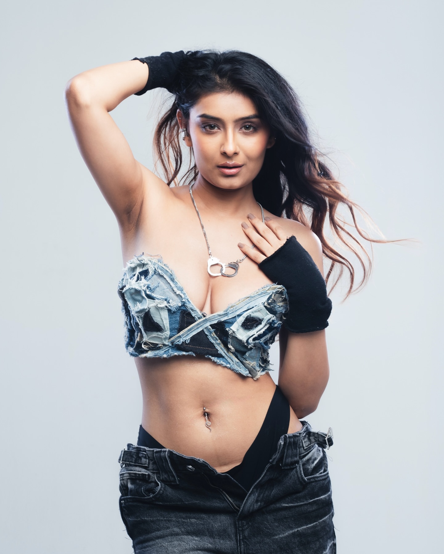 Niharika · Free AI Chatbot