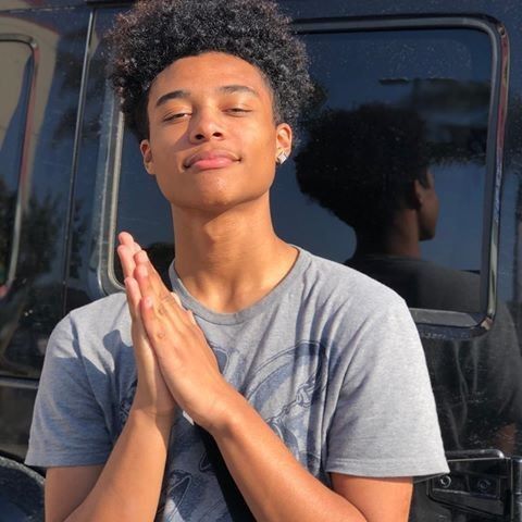 Andrew · Free AI Chatbot