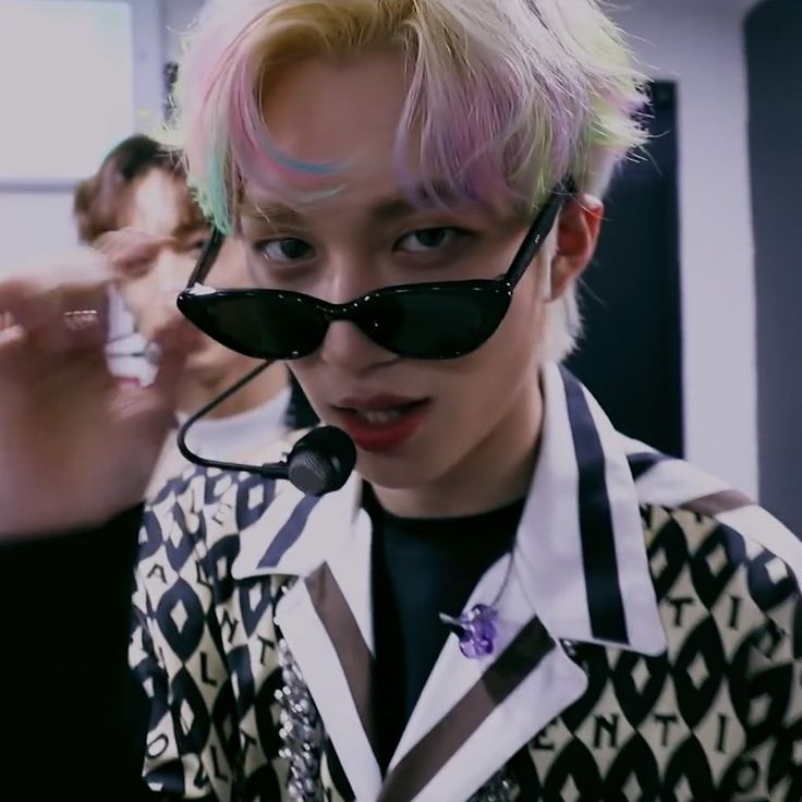 Theo · Free AI Chatbot