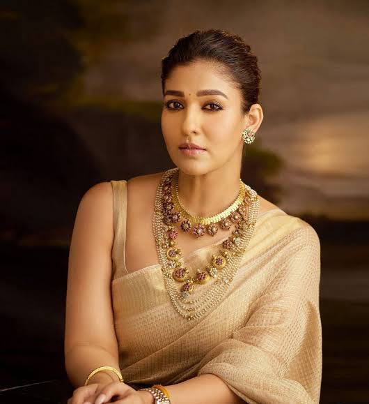 Nayanthara Mom · Free AI Chatbot